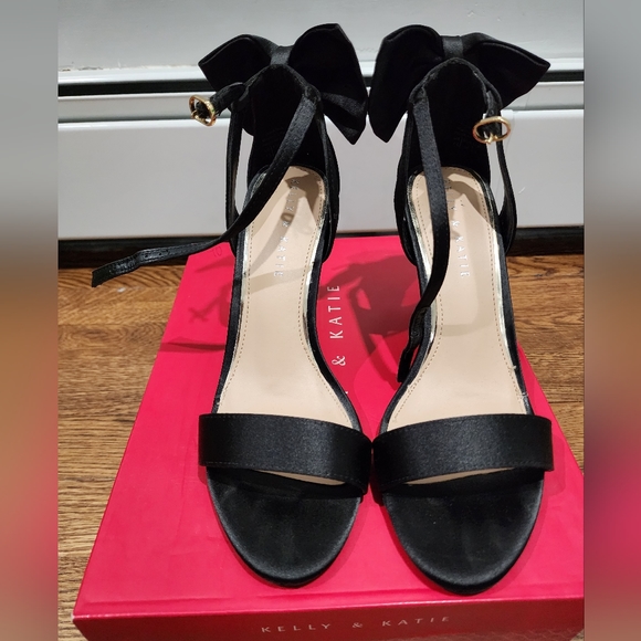 Kelly & Katie | Shoes | Kelly Katie Tamatha Heels | Poshmark
